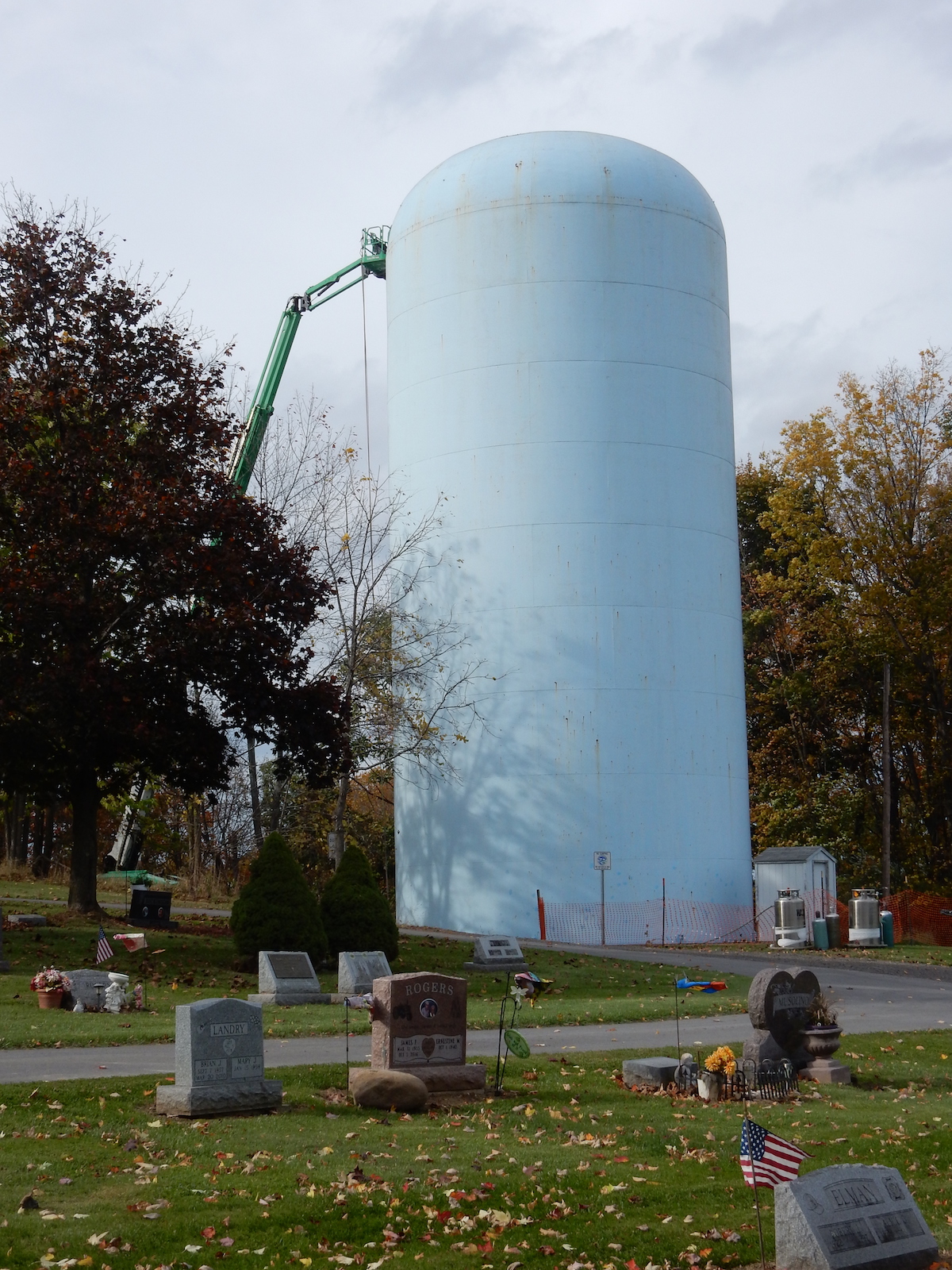 Erie Street Water Tank Demolition - Macedon Historical Society